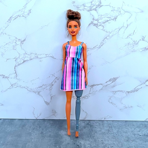 Barbie | Toys | Amputee Barbie Doll With Brown Hair And Prosthetic Leg ...